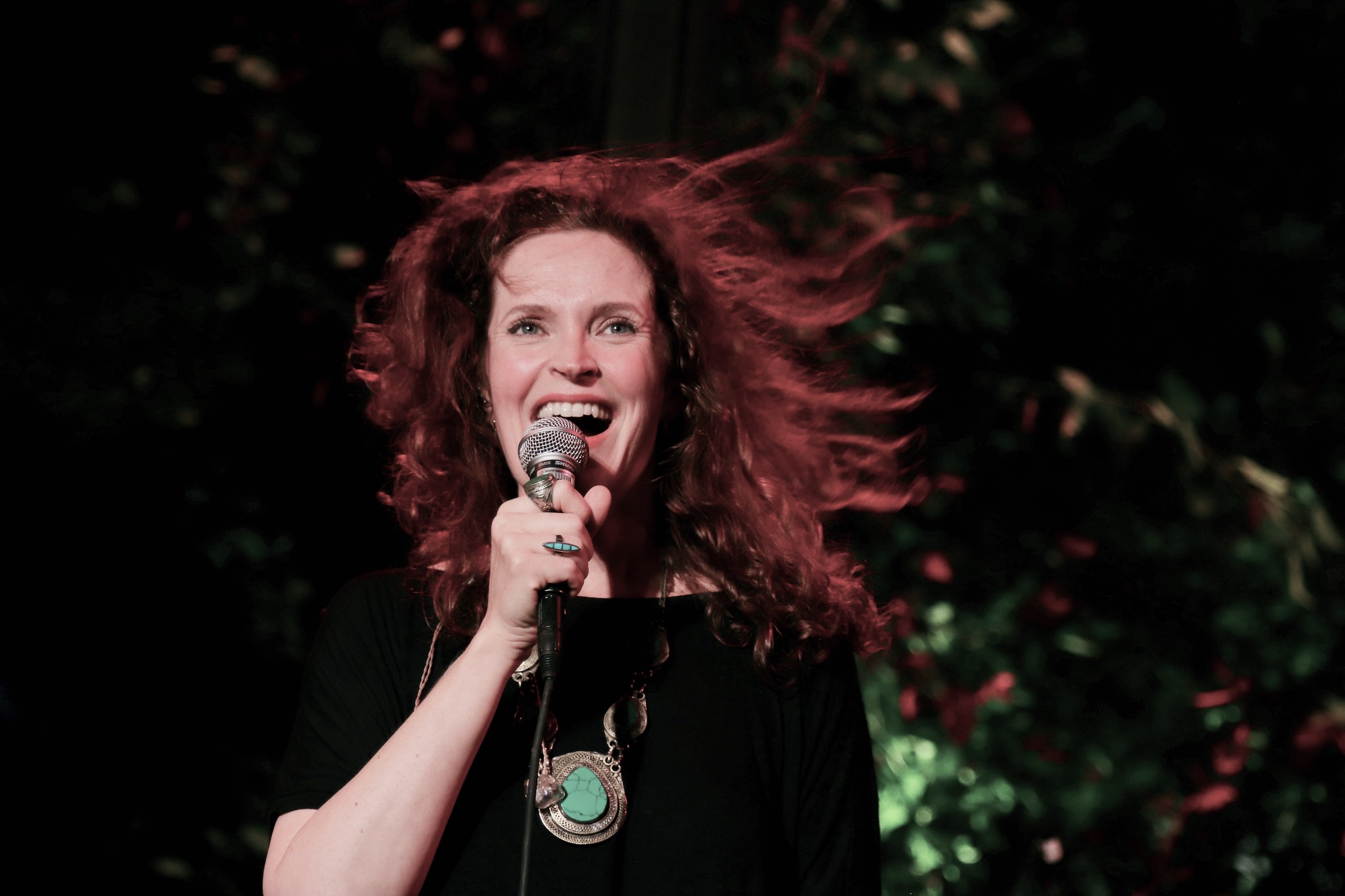 Grace McLean SPOTLIGHT: Broadway, breakups, and being indie!