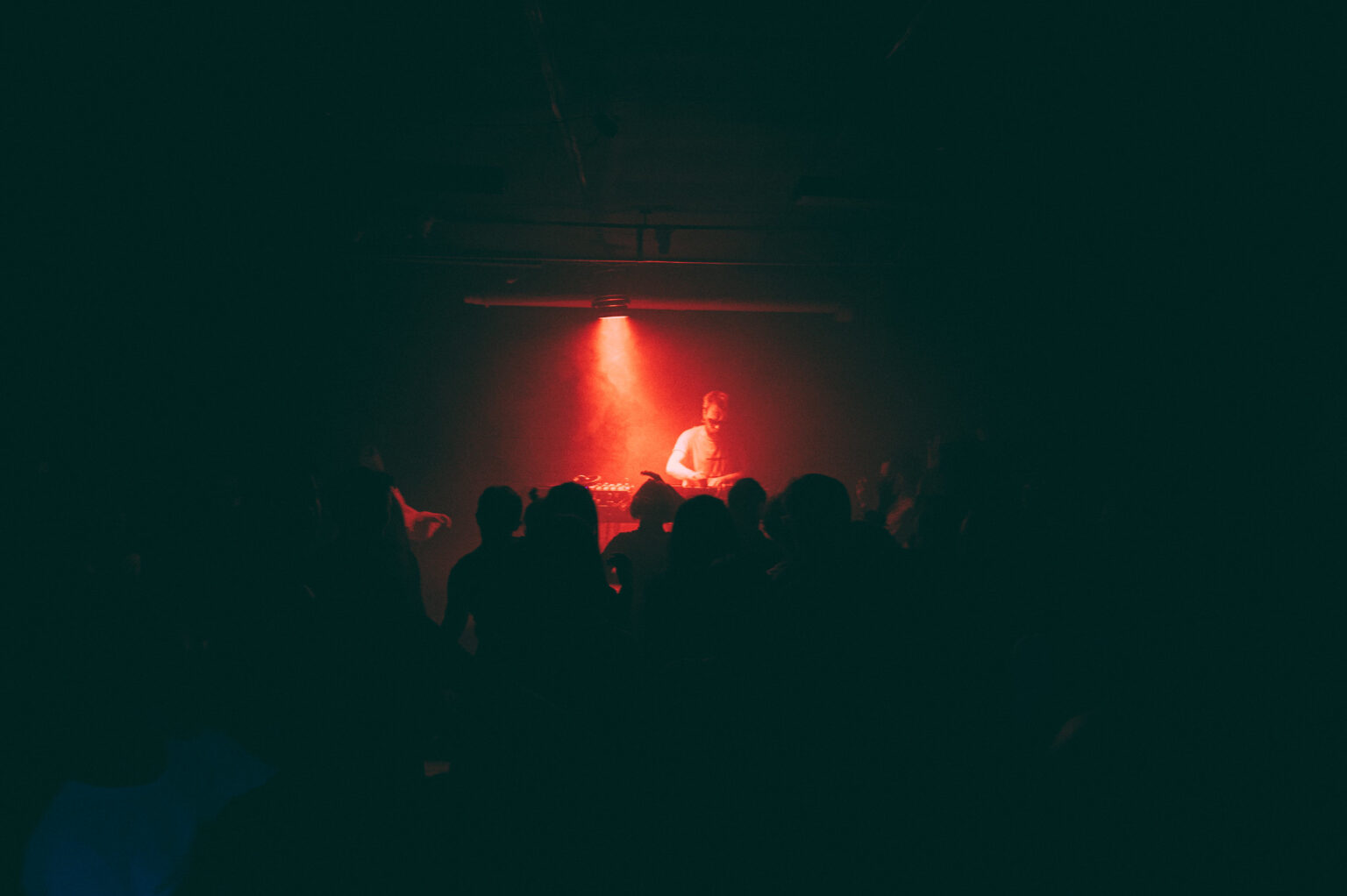 What are raves like in war-torn Ukraine? Kyiv’s Rave Resistance...